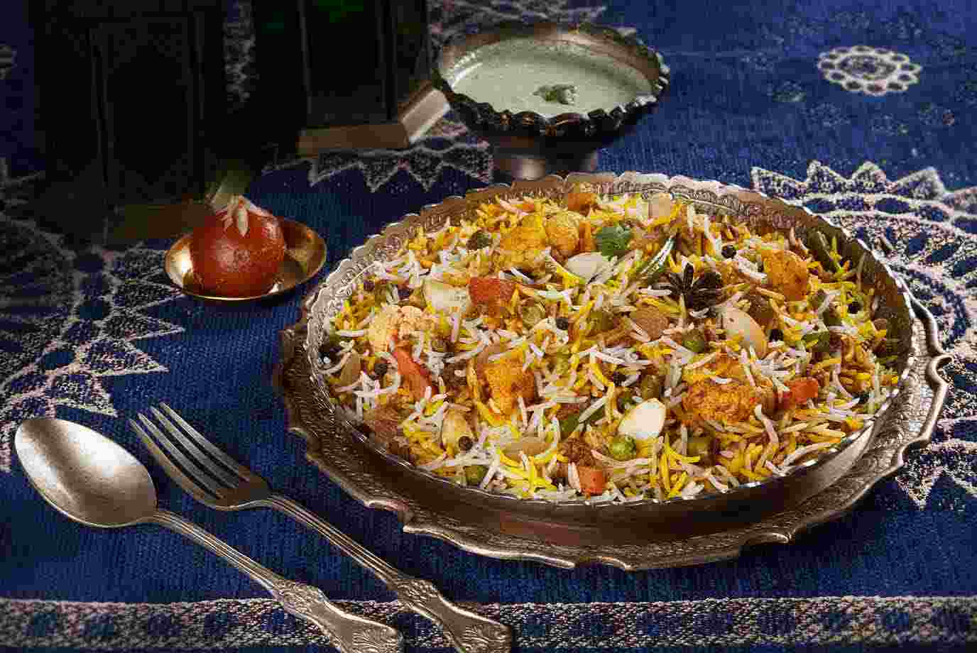Order Subz E Biryani Shahi Dawat Serves 1 online from Behrouz Biryani
